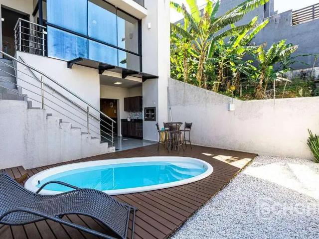 Casa / Sobrado para Venda em Blumenau/SC Água Verde 3 Quartos