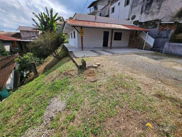 Casa / Sobrado para Venda em Blumenau/SC Água Verde 3 Quartos