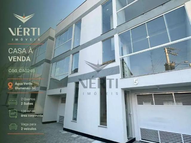 Casa / Sobrado para Venda em Blumenau/SC Água Verde 2 Quartos
