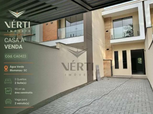 Casa / Sobrado para Venda em Blumenau/SC Água Verde 2 Quartos