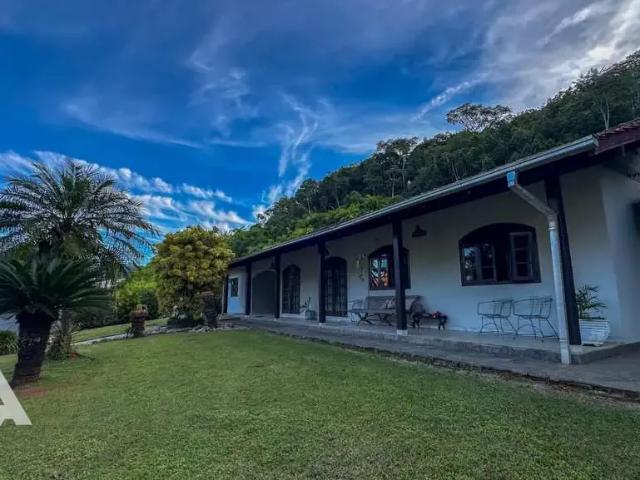 Casa / Sobrado para Venda em Blumenau/SC Badenfurt 3 Quartos