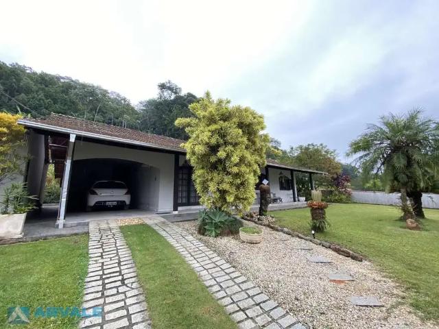 Casa / Sobrado para Venda em Blumenau/SC Badenfurt 3 Quartos
