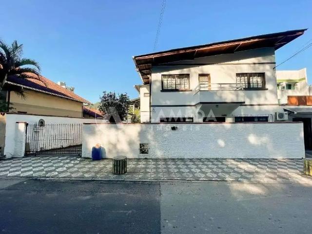 Casa / Sobrado para Venda em Blumenau/SC Boa Vista 7 Quartos
