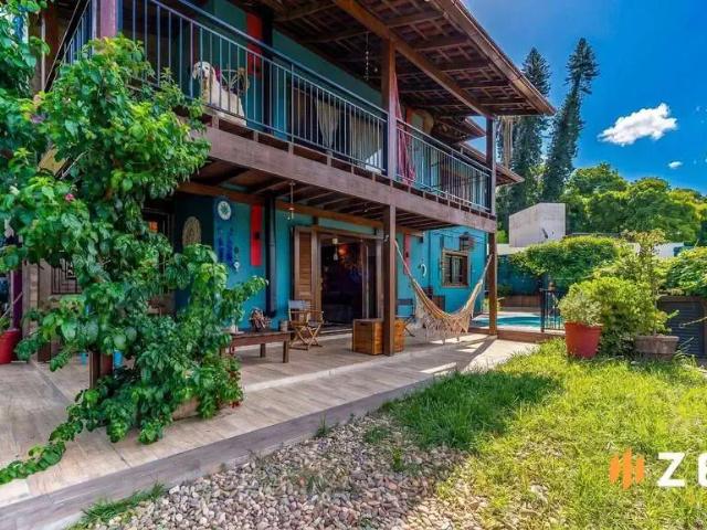 Casa / Sobrado para Venda em Blumenau/SC Centro 4 Quartos