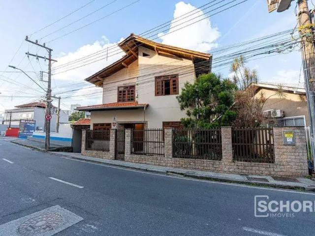 Casa / Sobrado para Venda em Blumenau/SC Centro 3 Quartos