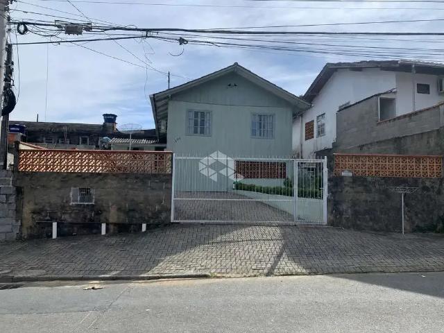 Casa / Sobrado para Venda em Blumenau/SC Do Salto 3 Quartos
