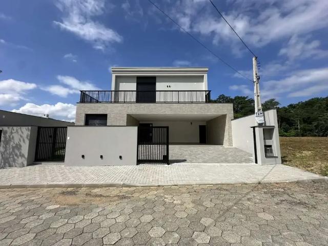 Casa / Sobrado para Venda em Blumenau/SC Escola Agrícola 4 Quartos
