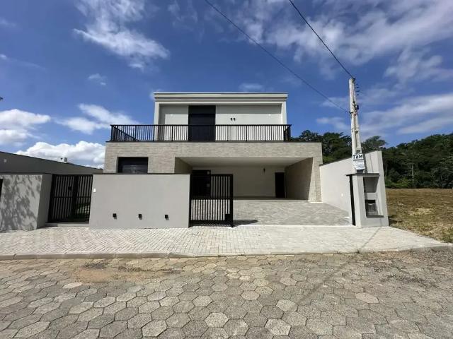 Casa / Sobrado para Venda em Blumenau/SC Escola Agrícola 4 Quartos