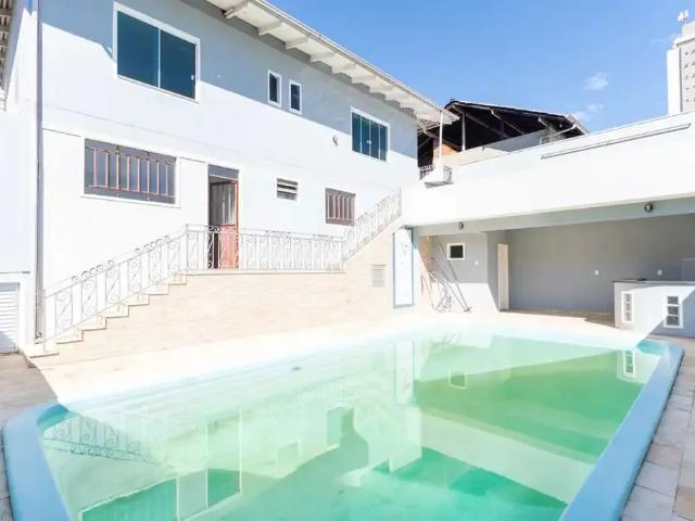 Casa / Sobrado para Venda em Blumenau/SC Escola Agrícola 4 Quartos
