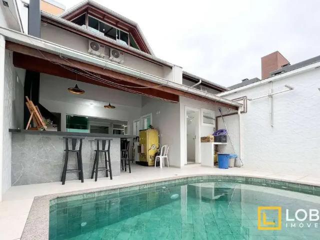 Casa / Sobrado para Venda em Blumenau/SC Escola Agrícola 4 Quartos