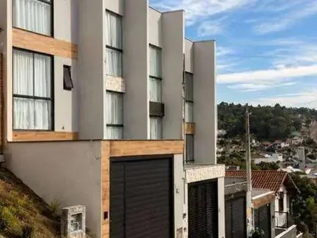 Casa / Sobrado para Venda em Blumenau/SC Escola Agrícola 2 Quartos