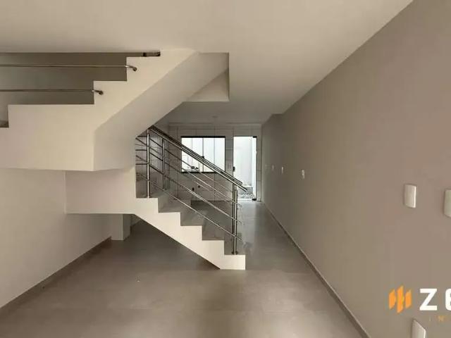 Casa / Sobrado para Venda em Blumenau/SC Escola Agrícola 2 Quartos