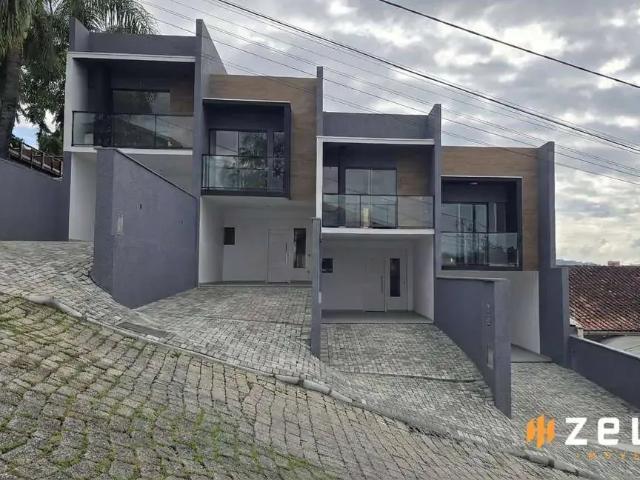 Casa / Sobrado para Venda em Blumenau/SC Escola Agrícola 2 Quartos