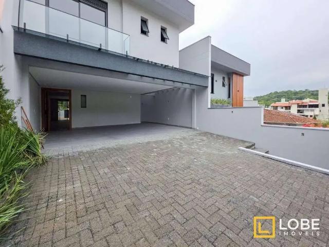 Casa / Sobrado para Venda em Blumenau/SC Escola Agrícola 3 Quartos
