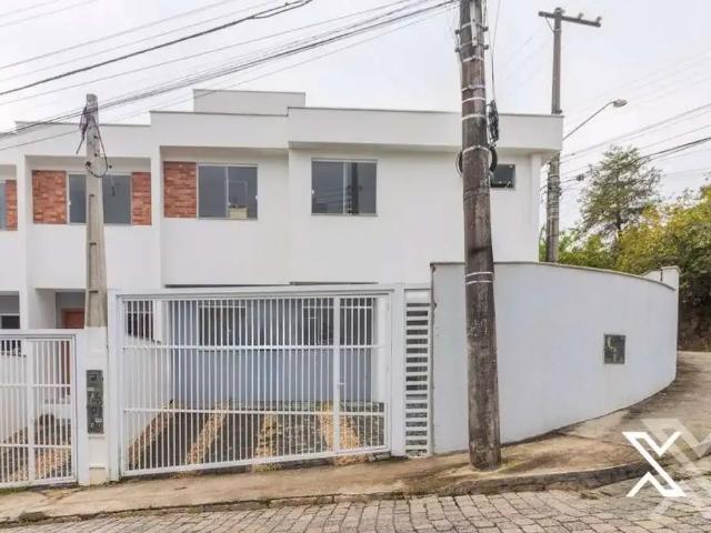 Casa / Sobrado para Venda em Blumenau/SC Escola Agrícola 3 Quartos