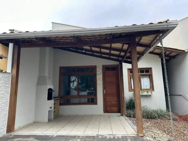 Casa / Sobrado para Venda em Blumenau/SC Escola Agrícola 3 Quartos