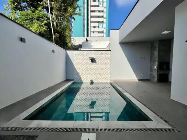 Casa / Sobrado para Venda em Blumenau/SC Escola Agrícola 3 Quartos