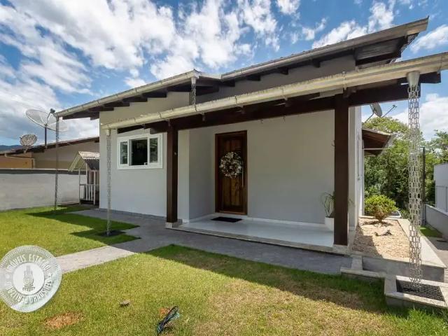 Casa / Sobrado para Venda em Blumenau/SC Escola Agrícola 3 Quartos