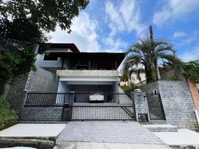 Casa / Sobrado para Venda em Blumenau/SC Escola Agrícola 3 Quartos
