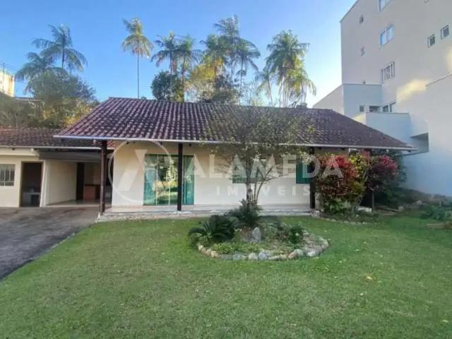 Casa / Sobrado para Venda em Blumenau/SC Escola Agrícola 3 Quartos
