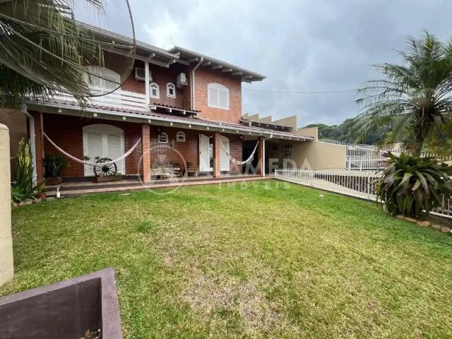 Casa / Sobrado para Venda em Blumenau/SC Fortaleza 4 Quartos
