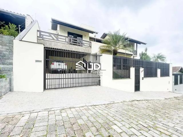 Casa / Sobrado para Venda em Blumenau/SC Fortaleza 4 Quartos