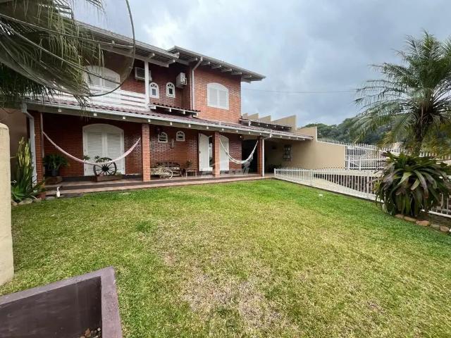 Casa / Sobrado para Venda em Blumenau/SC Fortaleza 4 Quartos