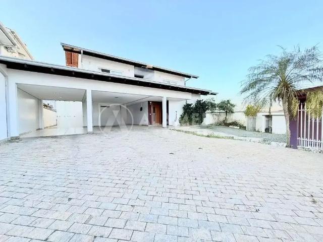 Casa / Sobrado para Venda em Blumenau/SC Fortaleza 5 Quartos
