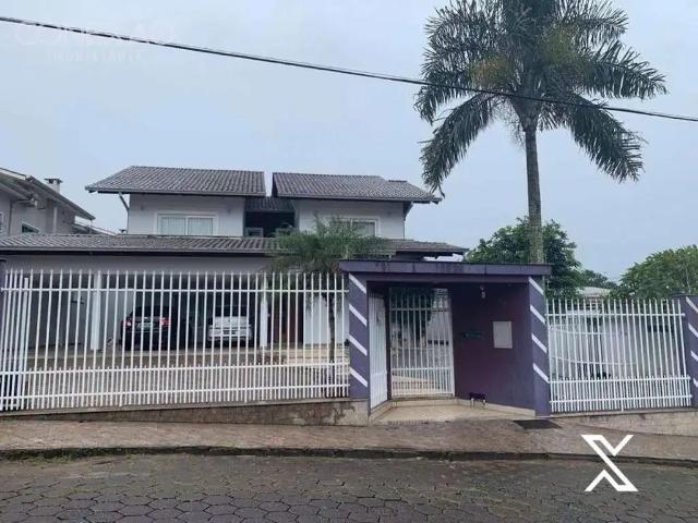 Casa / Sobrado para Venda em Blumenau/SC Fortaleza 5 Quartos