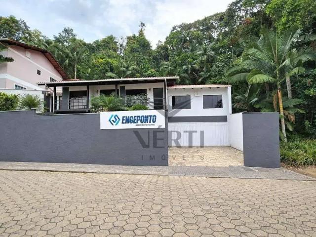 Casa / Sobrado para Venda em Blumenau/SC Fortaleza 5 Quartos
