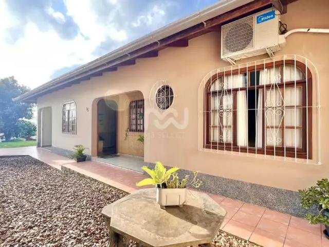 Casa / Sobrado para Venda em Blumenau/SC Fortaleza 3 Quartos