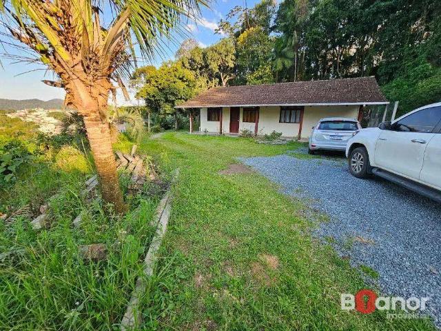 Casa / Sobrado para Venda em Blumenau/SC Fortaleza 3 Quartos