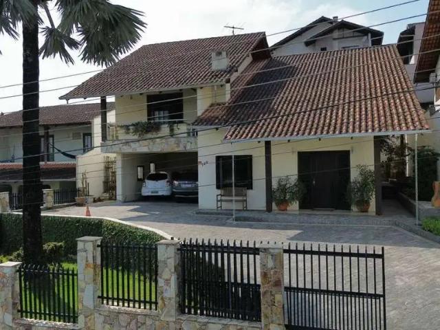 Casa / Sobrado para Venda em Blumenau/SC Fortaleza 3 Quartos