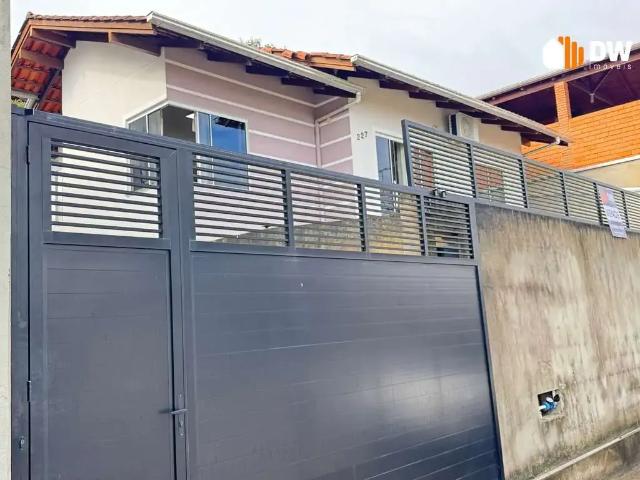 Casa / Sobrado para Venda em Blumenau/SC Fortaleza 3 Quartos