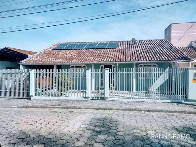 Casa / Sobrado para Venda em Blumenau/SC Fortaleza 3 Quartos