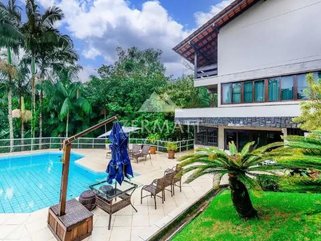 Casa / Sobrado para Venda em Blumenau/SC Garcia 4 Quartos