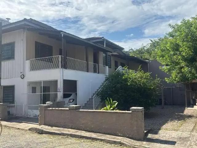 Casa / Sobrado para Venda em Blumenau/SC Garcia 1 Quartos