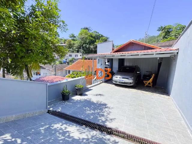 Casa / Sobrado para Venda em Blumenau/SC Garcia 3 Quartos