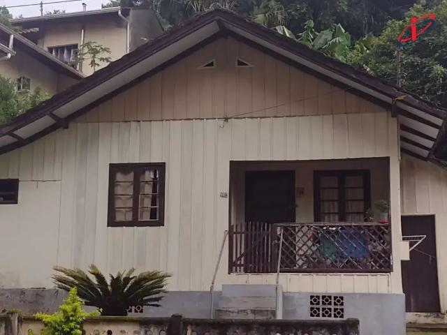 Casa / Sobrado para Venda em Blumenau/SC Glória 2 Quartos