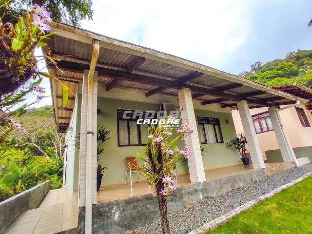 Casa / Sobrado para Venda em Blumenau/SC Glória 3 Quartos