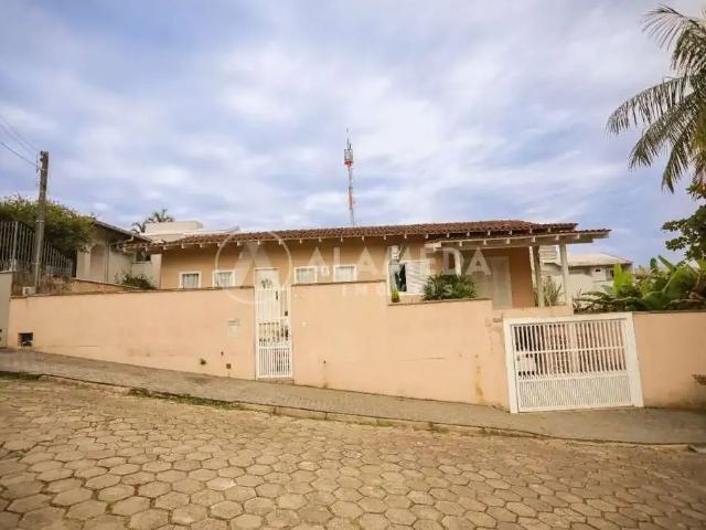 Casa / Sobrado para Venda em Blumenau/SC Itoupava Norte 4 Quartos