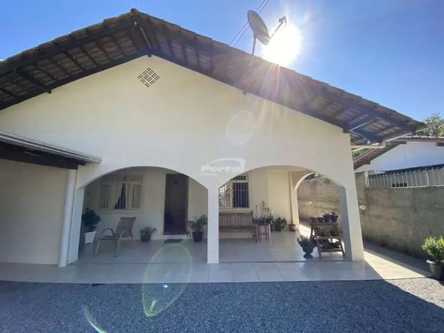 Casa / Sobrado para Venda em Blumenau/SC Itoupava Central 3 Quartos