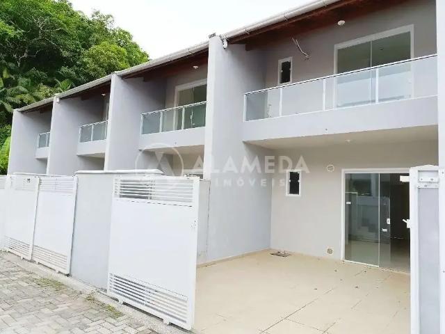 Casa / Sobrado para Venda em Blumenau/SC Itoupava Central 2 Quartos