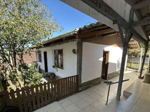 Casa / Sobrado para Venda em Blumenau/SC Itoupavazinha 2 Quartos
