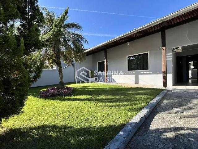 Casa / Sobrado para Venda em Blumenau/SC Itoupavazinha 4 Quartos