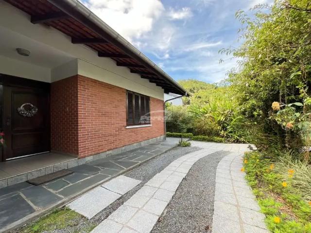 Casa / Sobrado para Venda em Blumenau/SC Ponta Aguda 3 Quartos