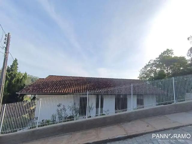 Casa / Sobrado para Venda em Blumenau/SC Ponta Aguda 4 Quartos