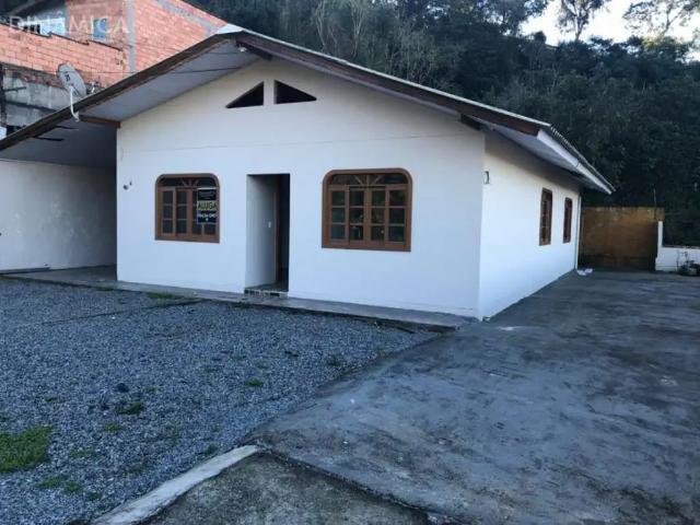 Casa / Sobrado para Venda em Blumenau/SC Ponta Aguda 4 Quartos