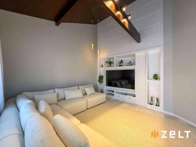 Casa / Sobrado para Venda em Blumenau/SC Ponta Aguda 4 Quartos
