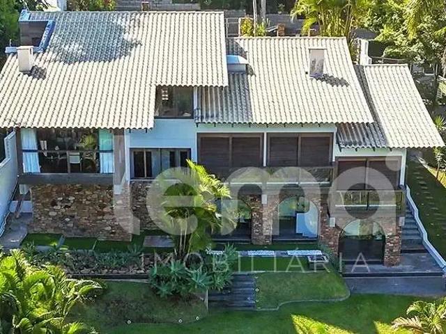 Casa / Sobrado para Venda em Blumenau/SC Ponta Aguda 4 Quartos